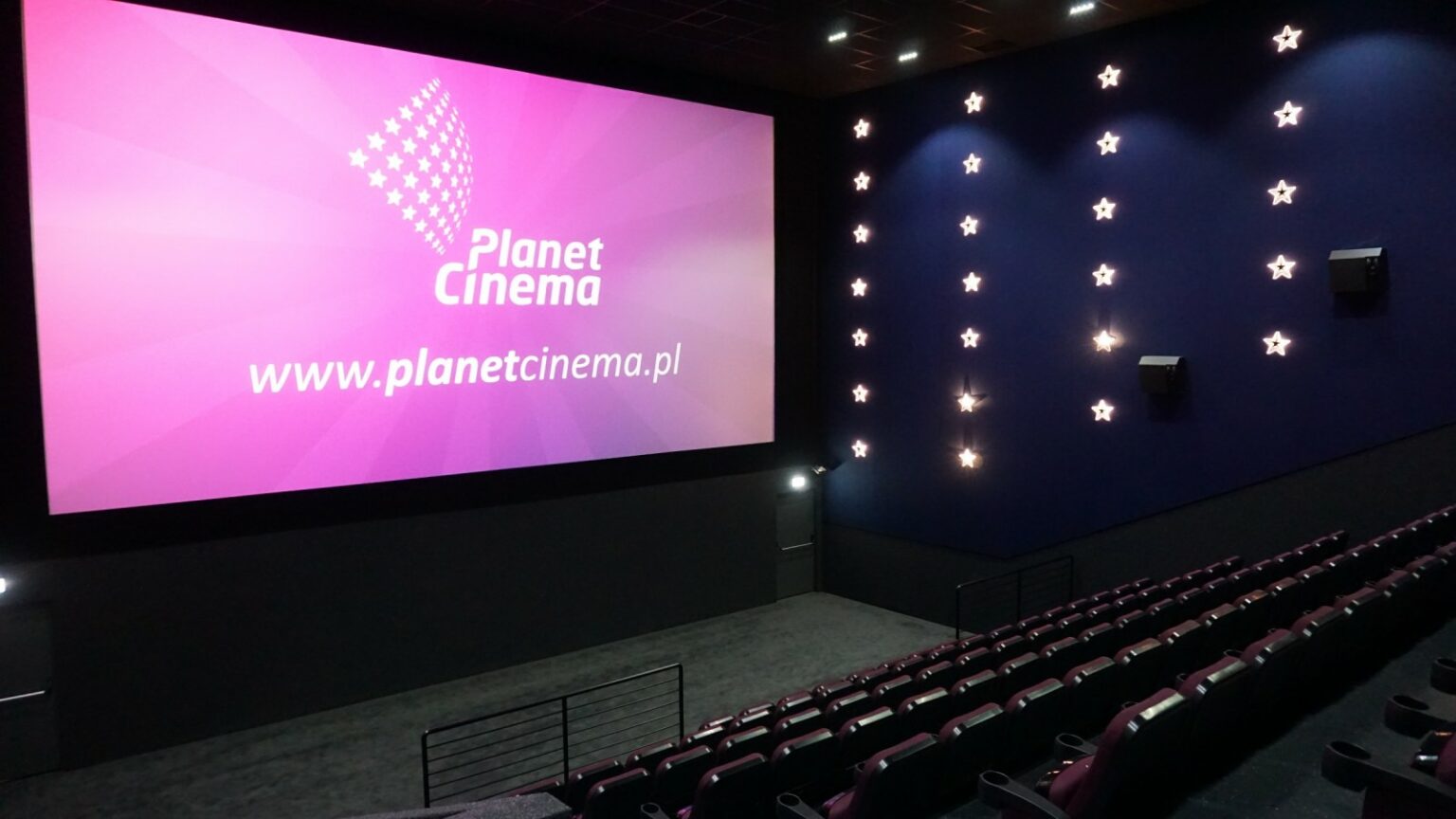 Planet Cinema at the Platan Shopping Centre - EuropaProperty ...