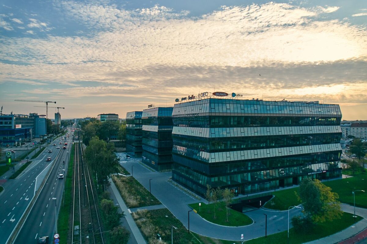Poland’s business services sector grows in value and strategic ...