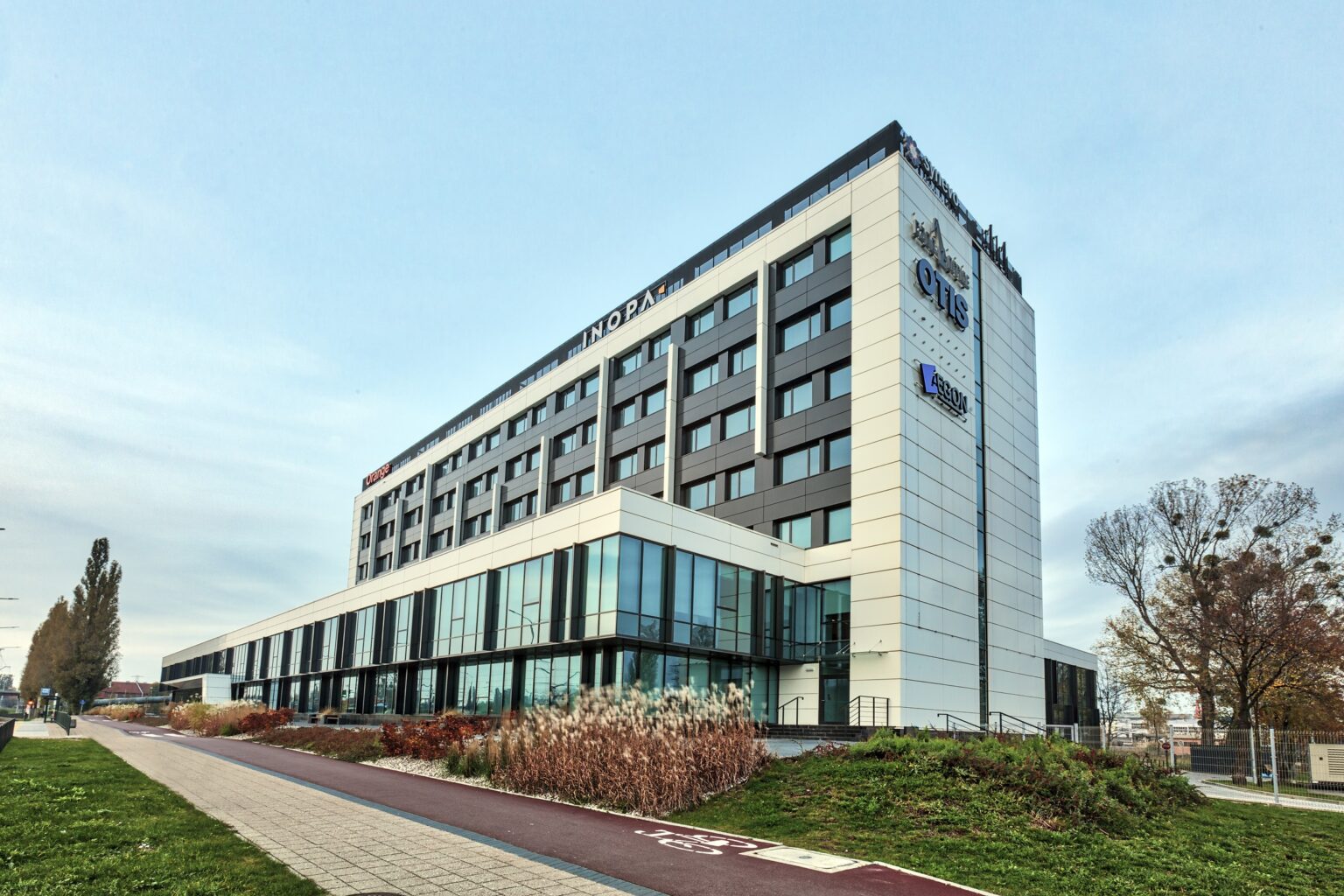 Trident BMC expands its office space in C200 Office in Gdańsk ...