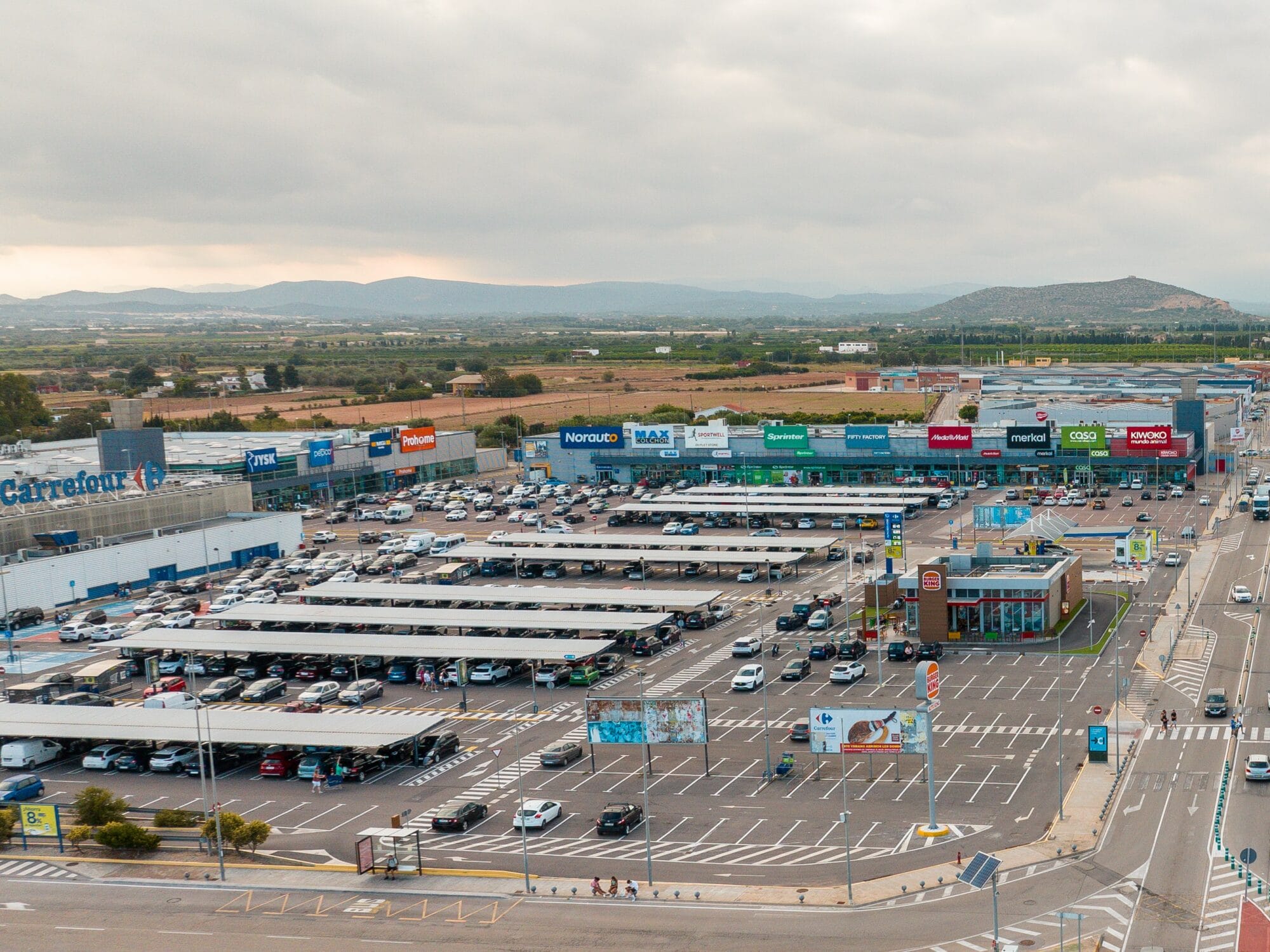 Mitiska REIM sells retail park to Hungarian investor - EuropaProperty.com