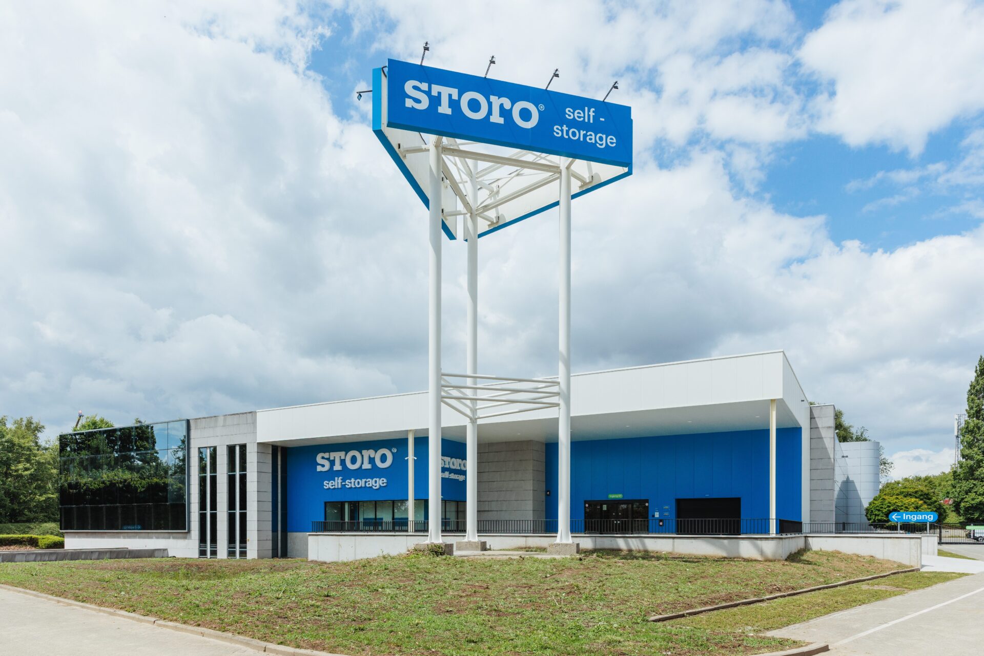 Mitiska REIM and STORO open fifth self storage site - EuropaProperty.com