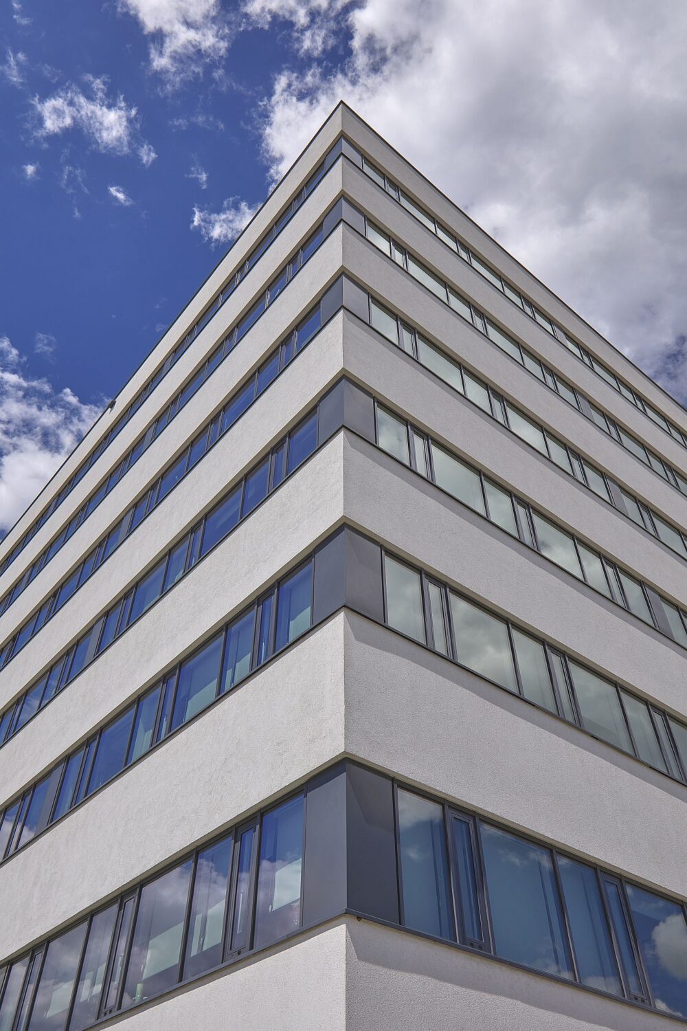 EY in Sagittarius Business House in Wrocław - EuropaProperty ...